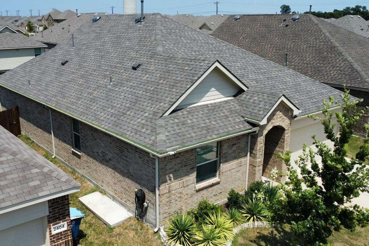 How to Avoid Common Roofing Scams: A Homeowner's Guide | RAFTRx